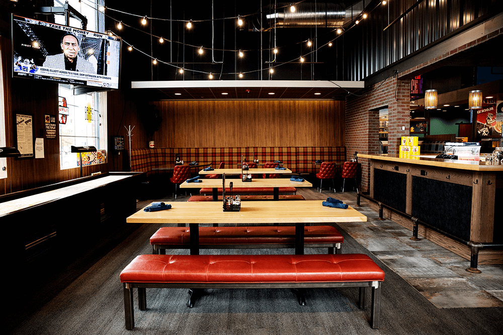 Host Your Event at Pizza Lucé!